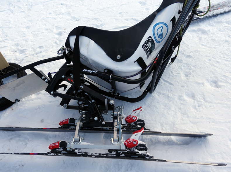 Dual skiとその仲間たち | 国産アウトドアブランドのファイントラック